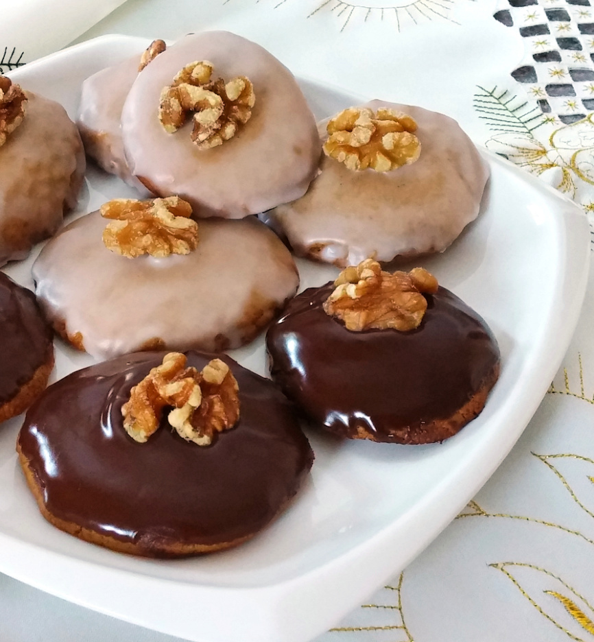 10 Easy Traditional German Christmas Cookie Recipes.